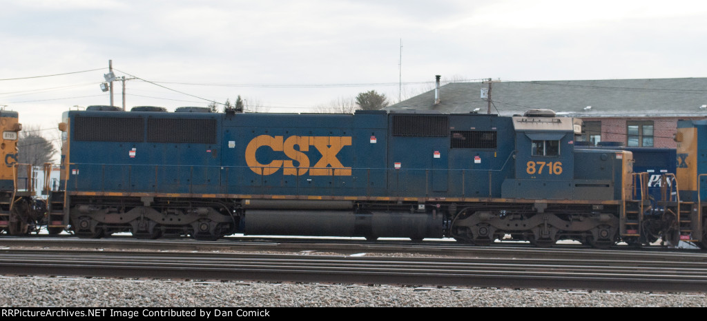 CSX 8716